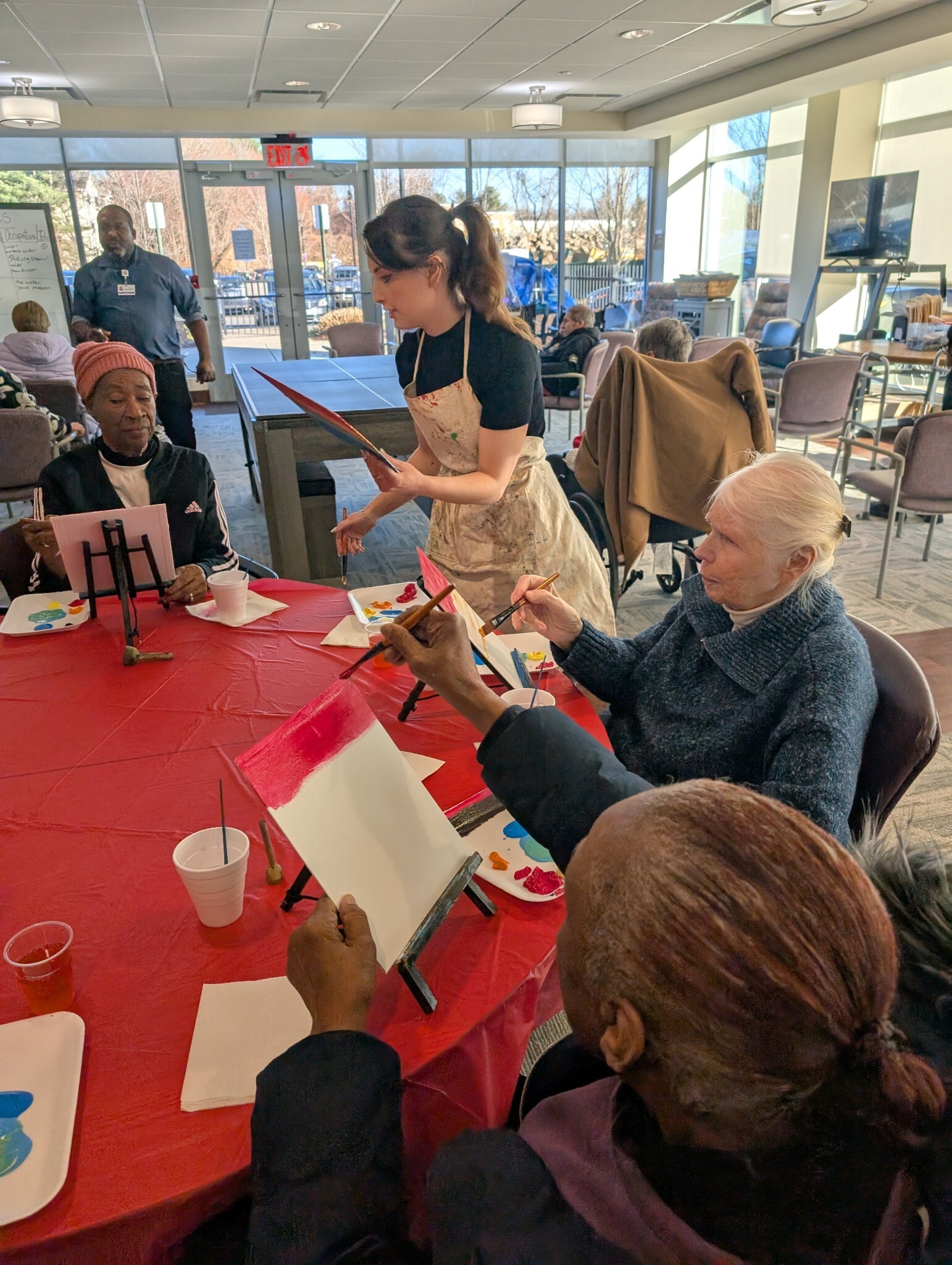 Adult Day Programs in Bridgeport, CT | Day Activities for Seniors